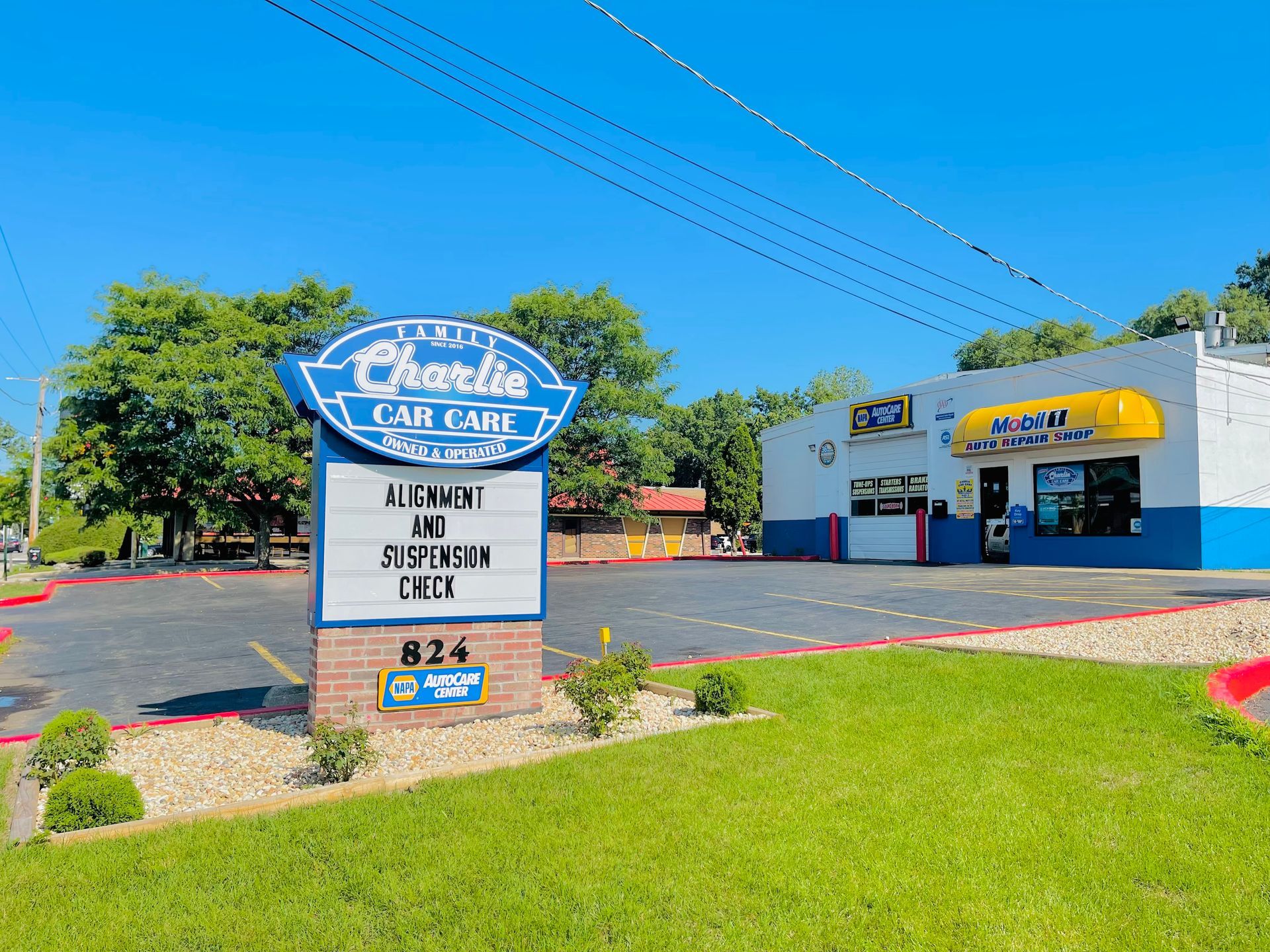 About Charlie Car Care & Lube in Elgin, IL