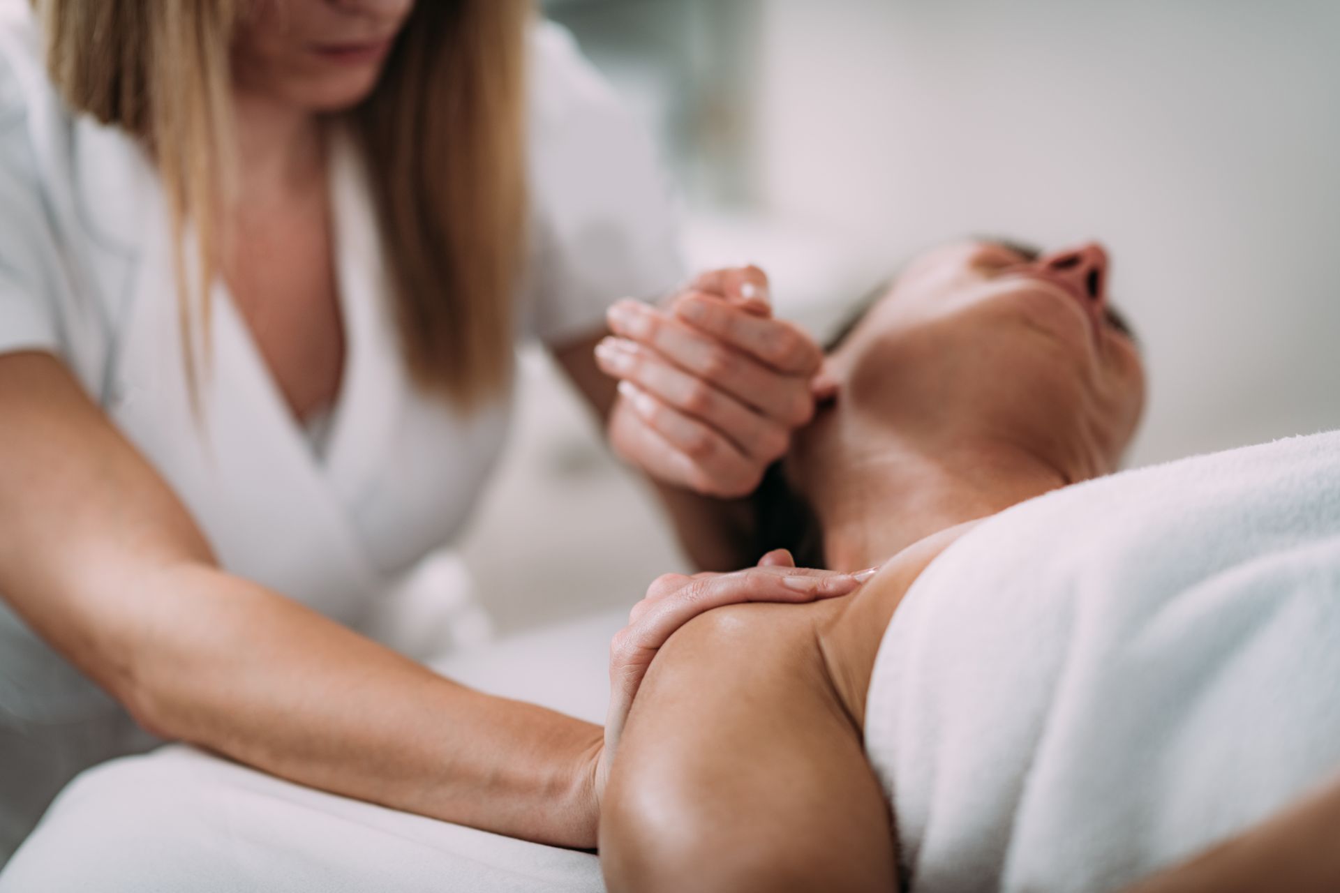 PMotion Corrective Stretching as a Complementary Treatment to ...