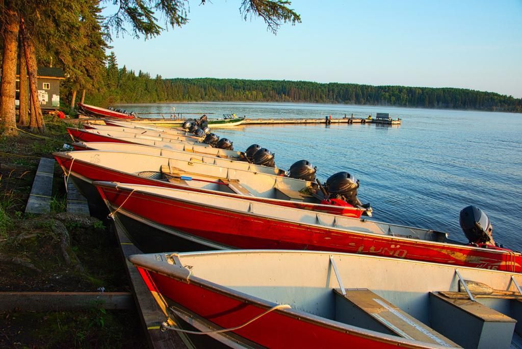 Winefred Lake Lodge | Photo Gallery