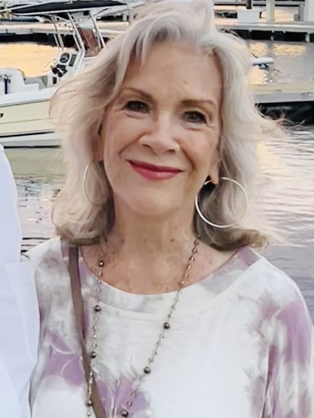 Becky Harmon's Instagram, Twitter & Facebook on IDCrawl