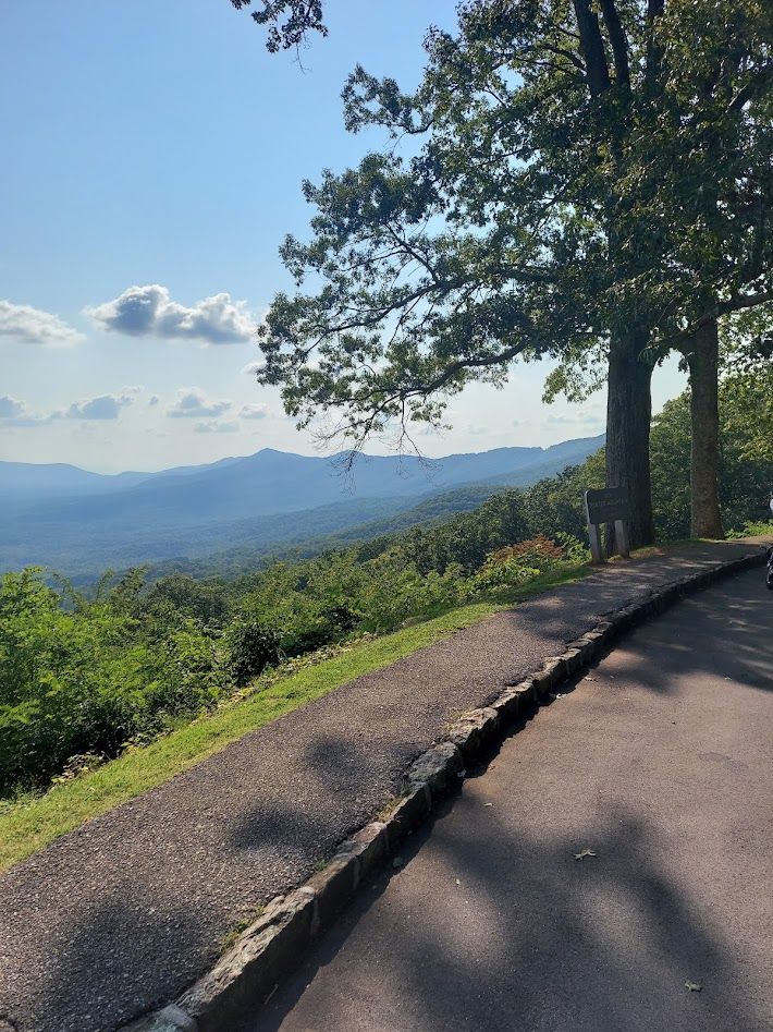 Custom Transportation | ROBERT'S CUSTOM TOURS AND TRANSPORTATION, LLC