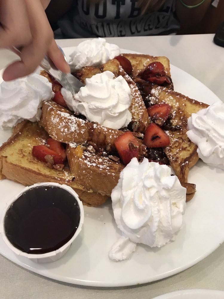 The Village Grill | Where families come together - Commerce, MI