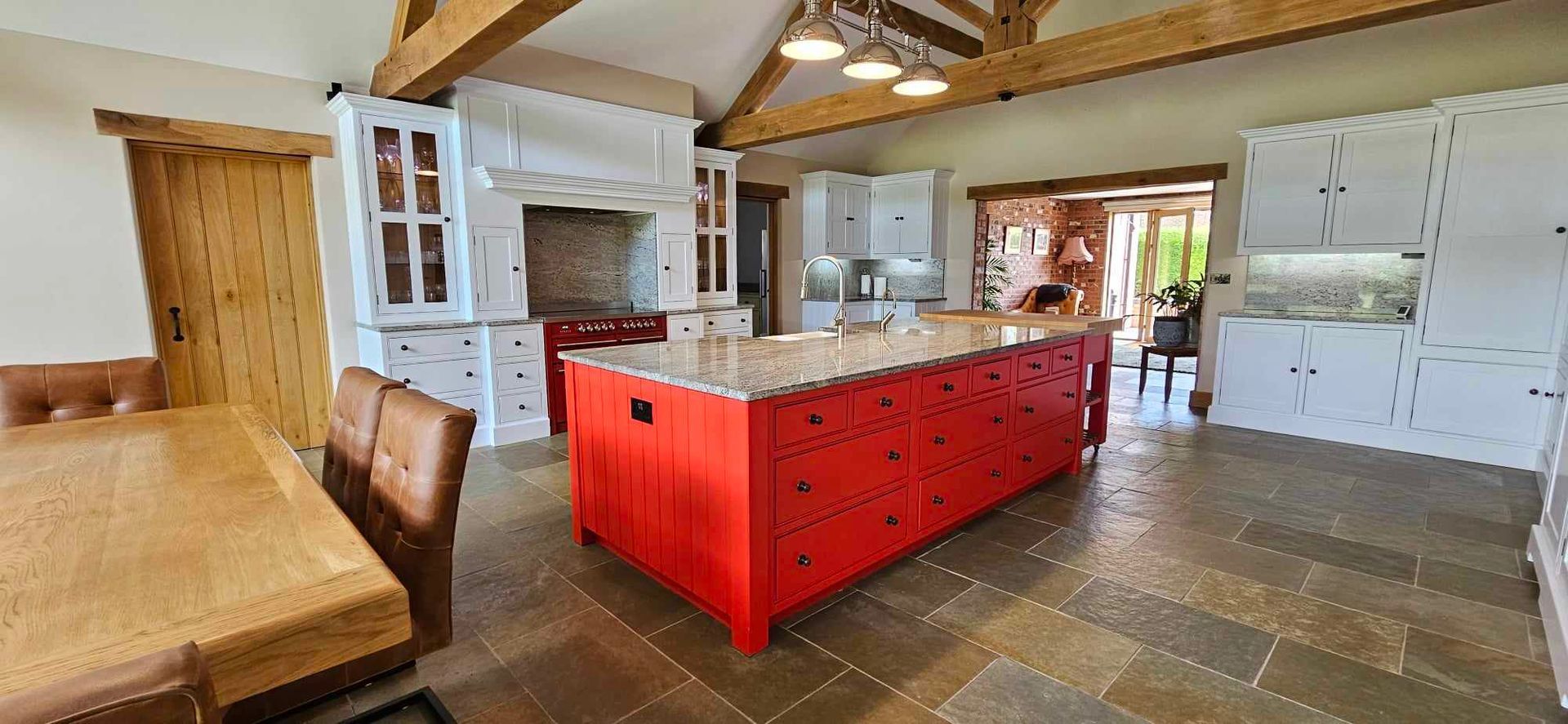 Bourne Painting & Decorating specialists