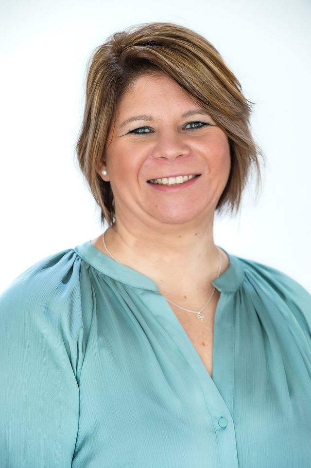 Susan Rousseau's Instagram, Twitter & Facebook on IDCrawl