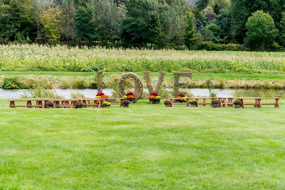 Vermont Farm & Barn Wedding Venue | Rustic Weddings in Williston ...
