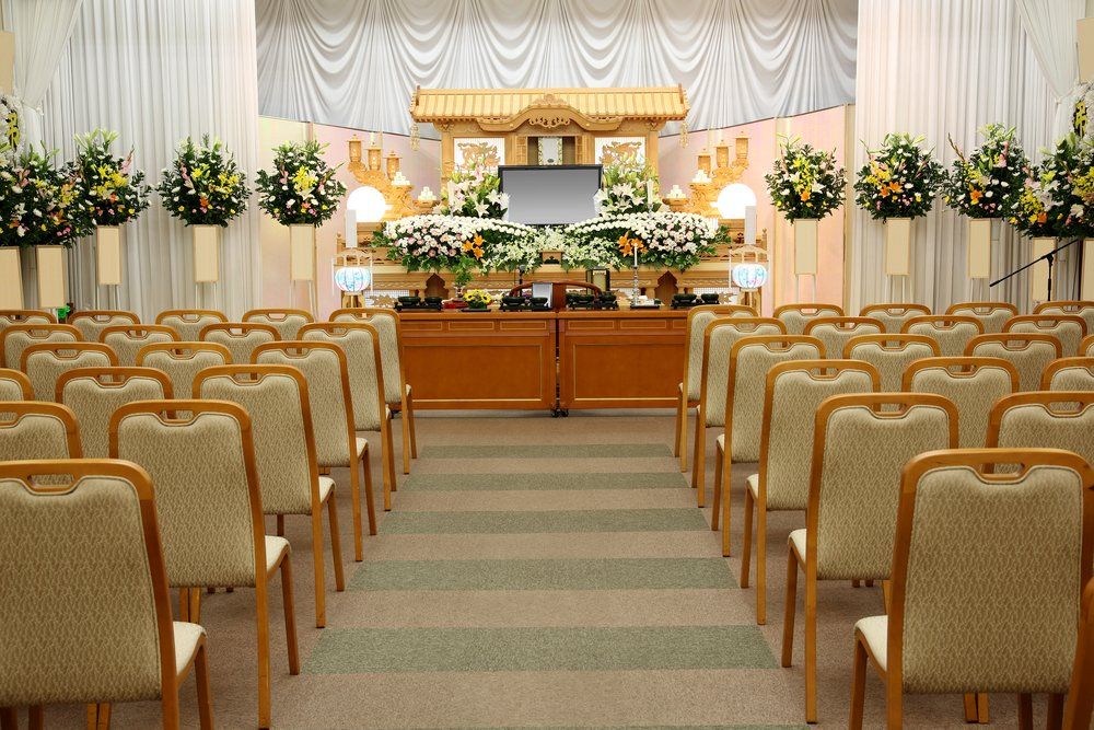 8 Steps to Personalize a Cremation or Traditional Funeral