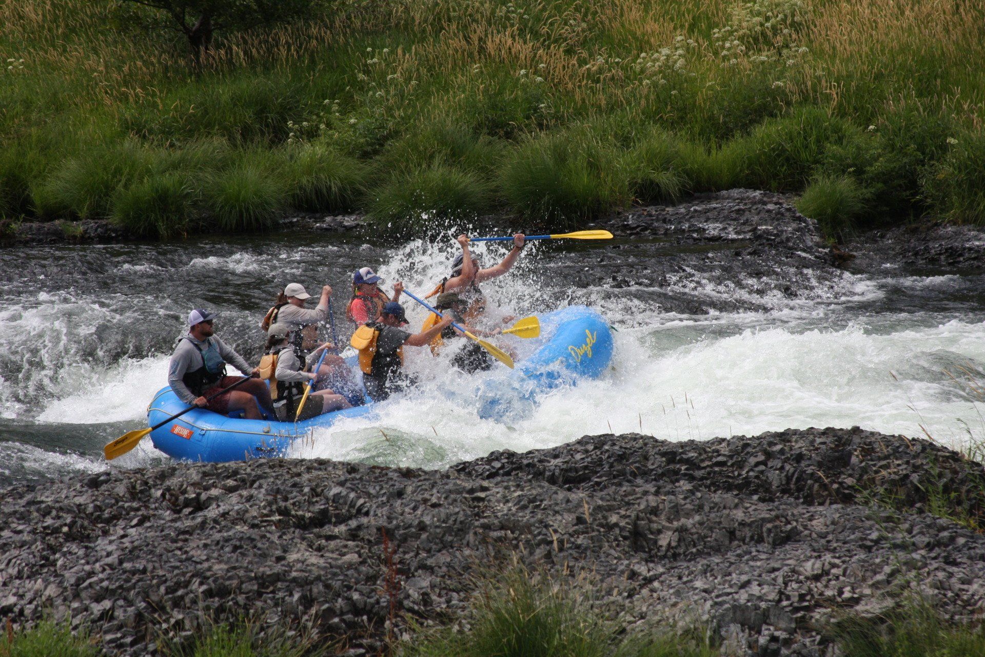 Rafting Oregon - Deschutes River Rafting Adventure in Maupin