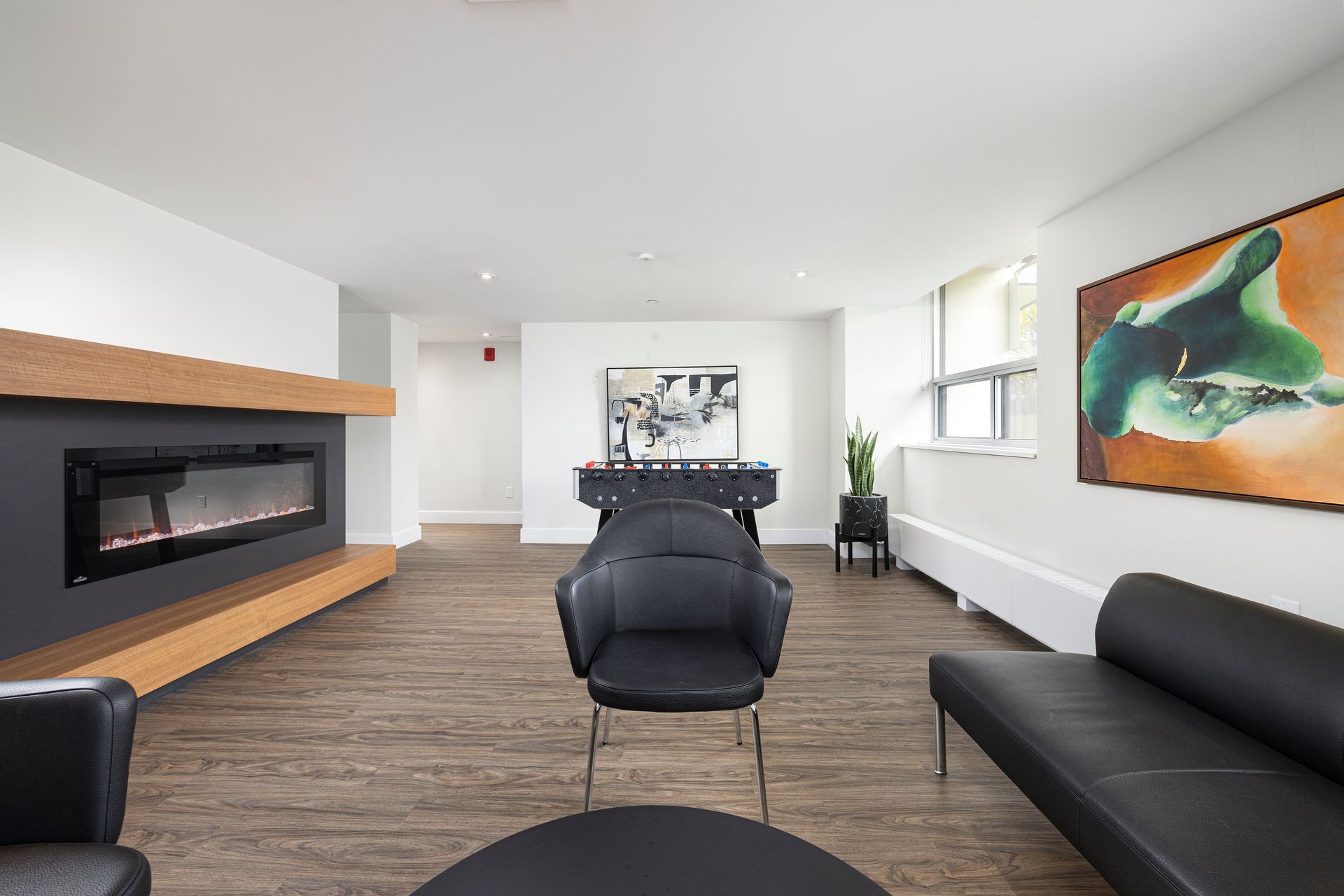 Building & Amenities Photos