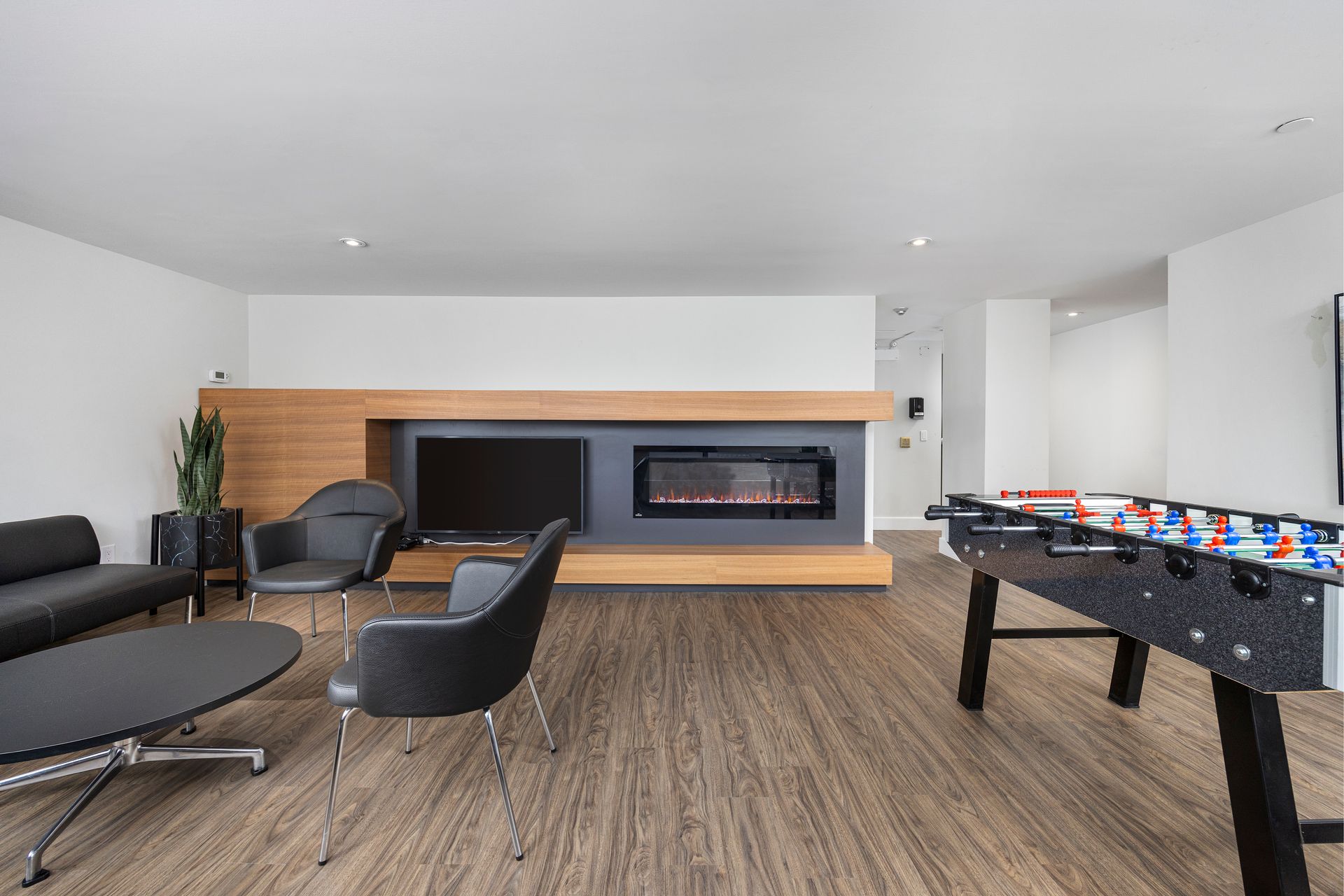 Building & Amenities Photos