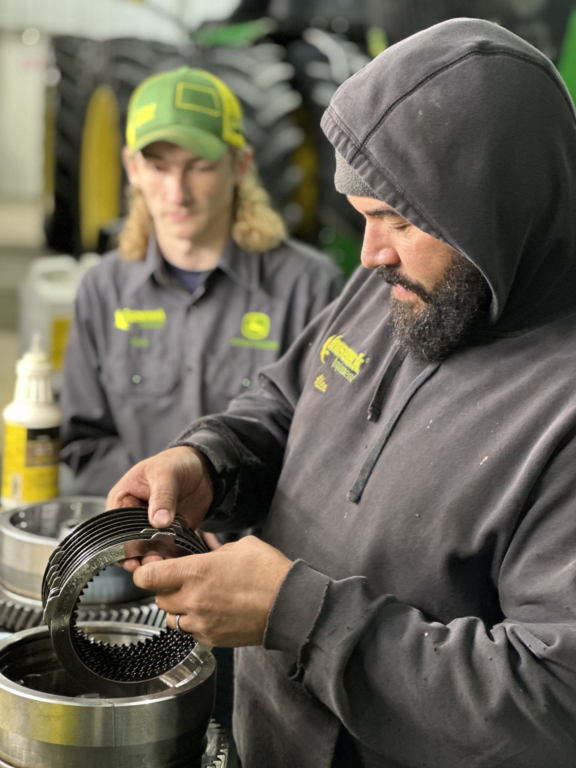 Gooseneck Implement - John Deere Equipment for North & South Dakota