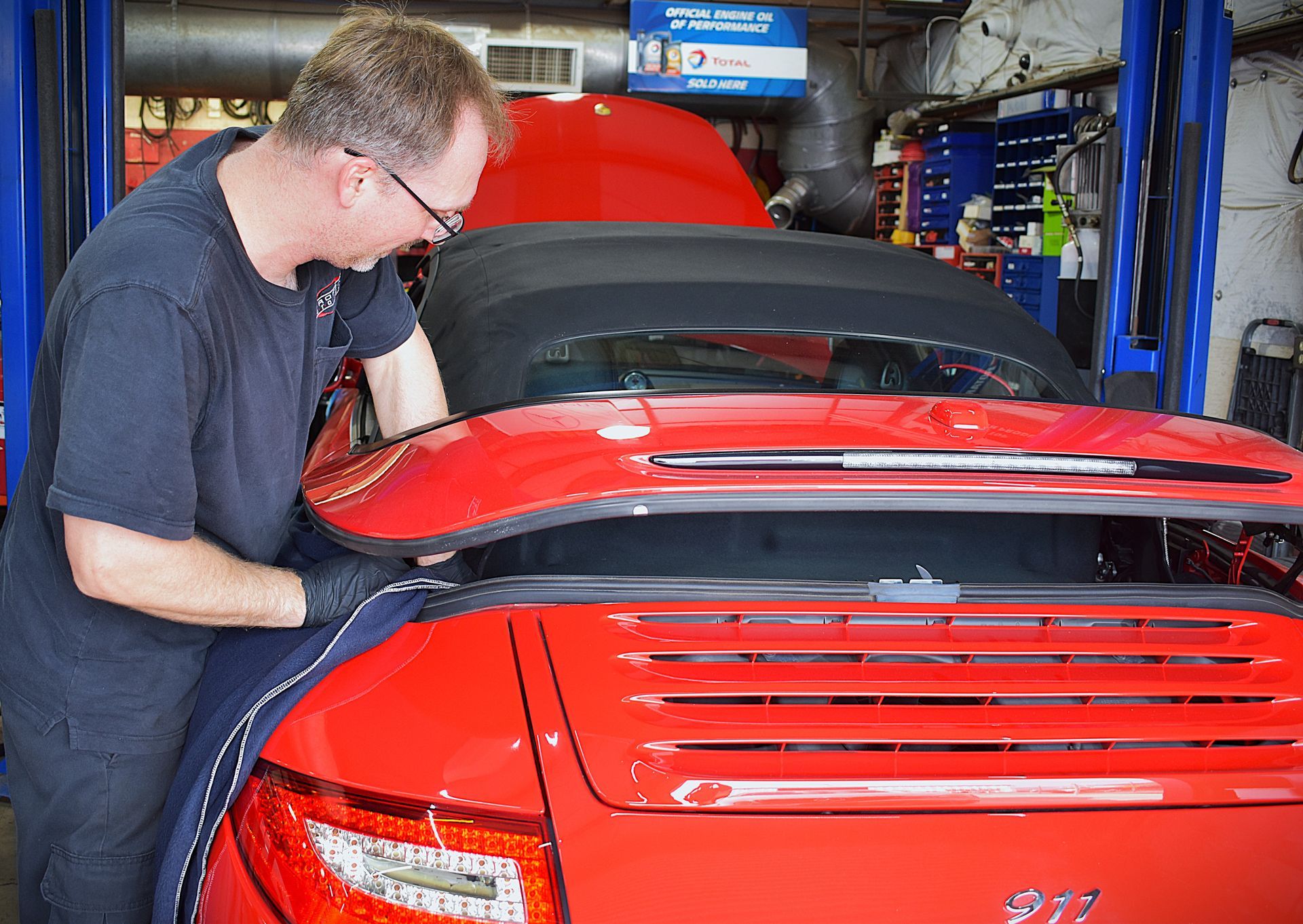 Audi, BMW, Mercedes, Mini, Porsche, VW Service & Repair in Tucson, AZ