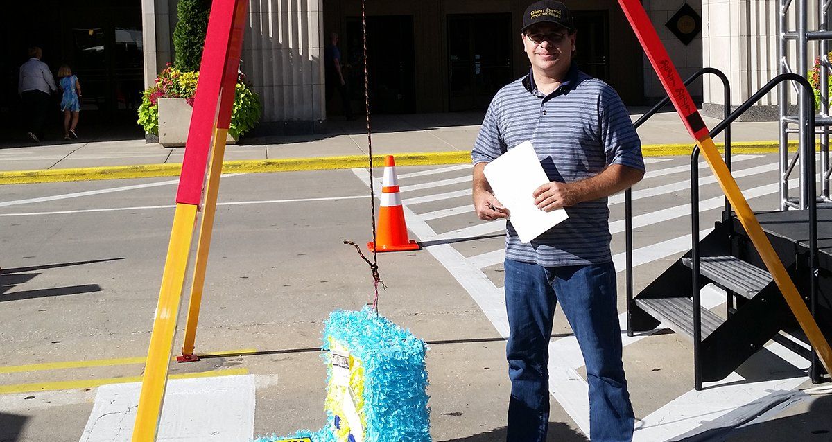 Chicago Kid Party Pinata Holder