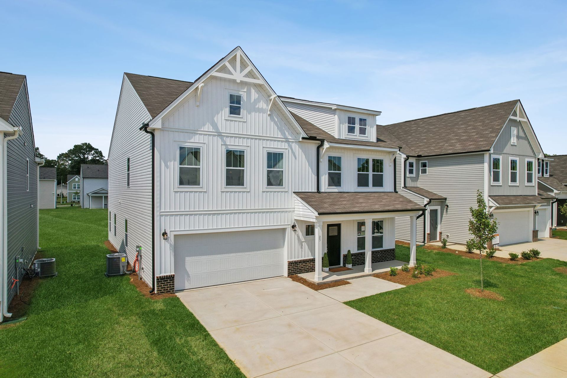 Calgary Floorplan | Semi-Custom Homes | True Homes