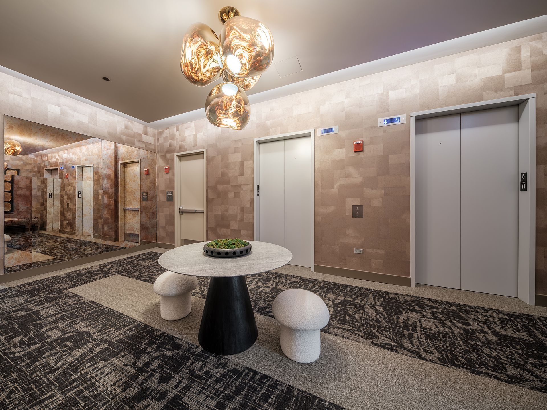 Stay One Chicago | Downtown Chicago, IL Luxury Hotel