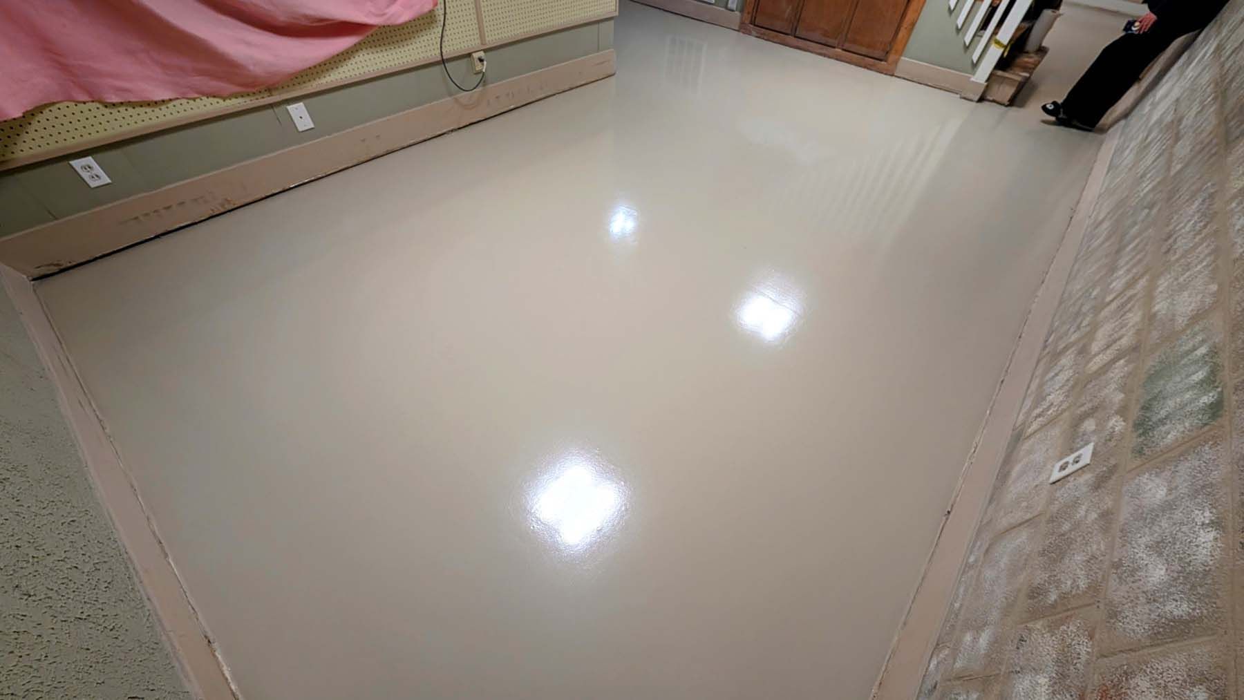 High Gloss Epoxy Floor Coating | Greenville, SC