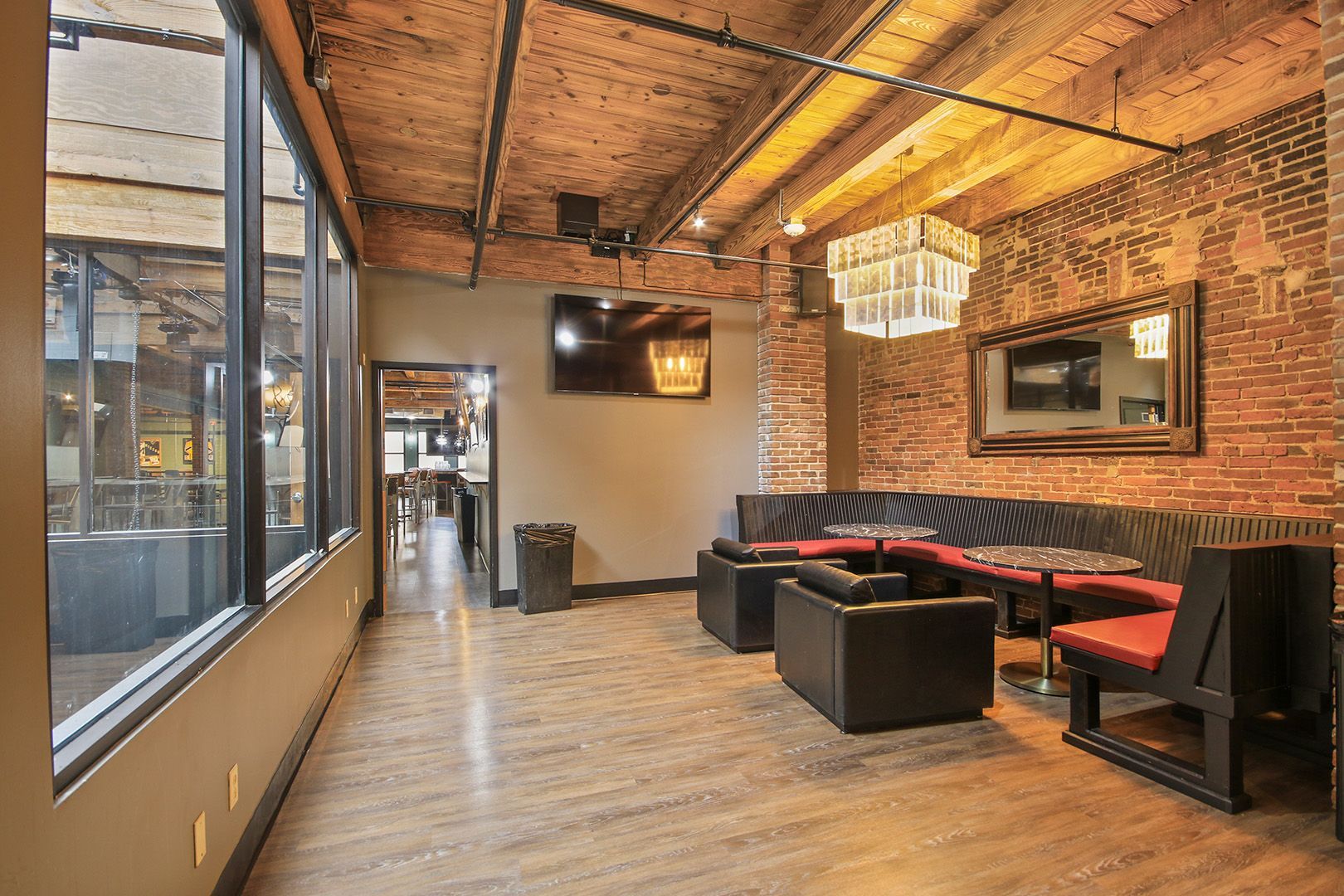 Hideaway Lounge at Harpo's