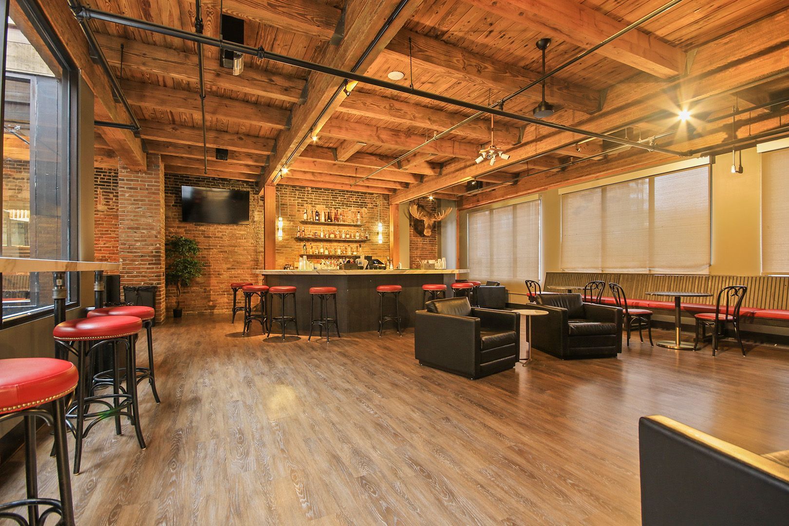 Hideaway Lounge at Harpo's