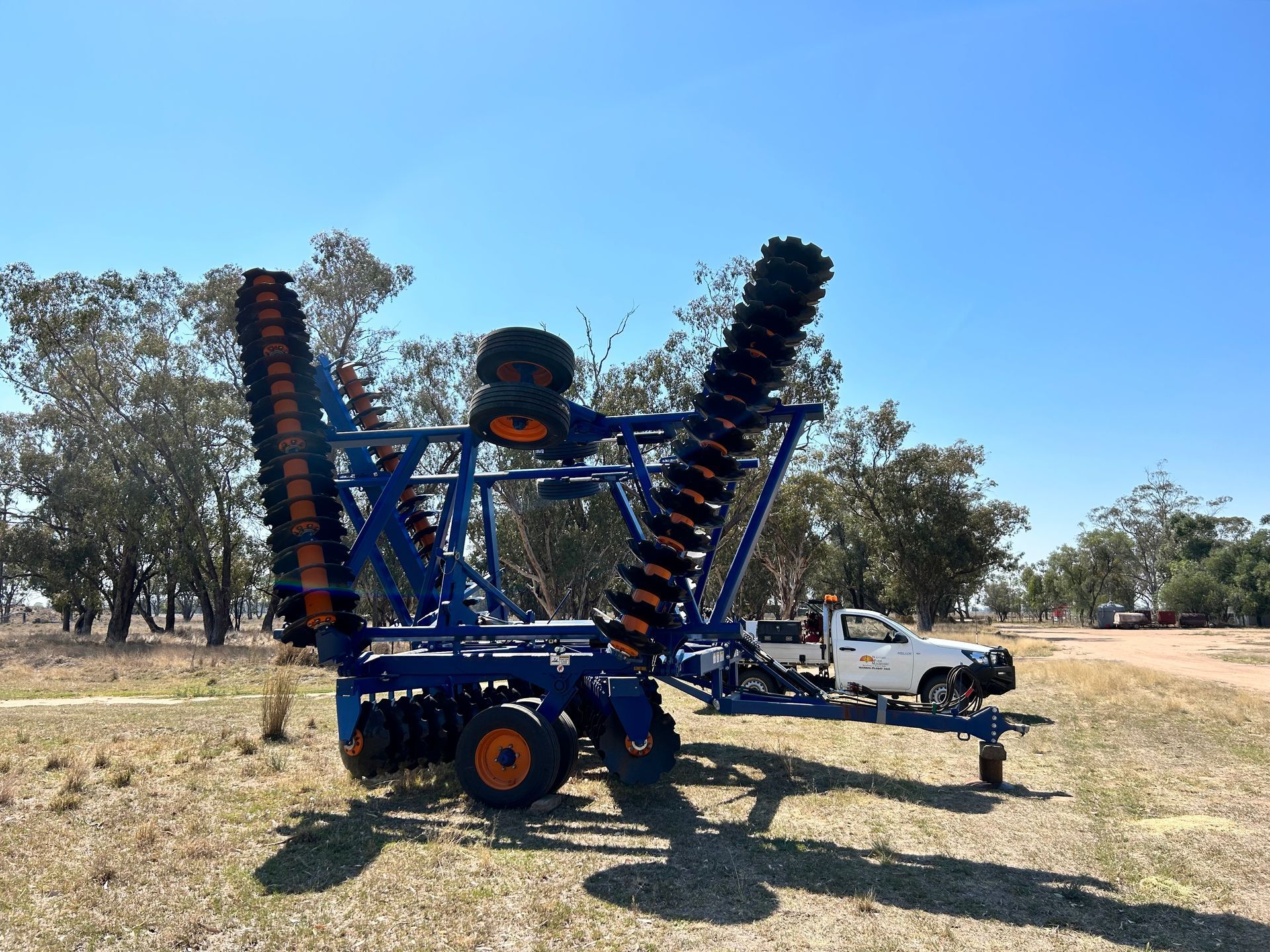 Grizzly Field Boss 108 plate - 'The boss in its field'