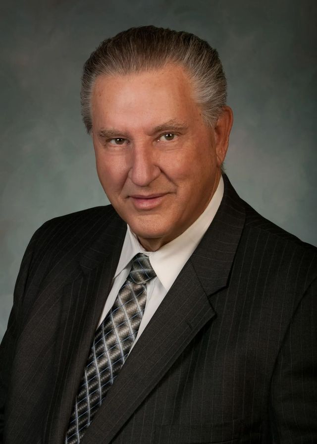 Mark Stanfield's Instagram, Twitter & Facebook on IDCrawl