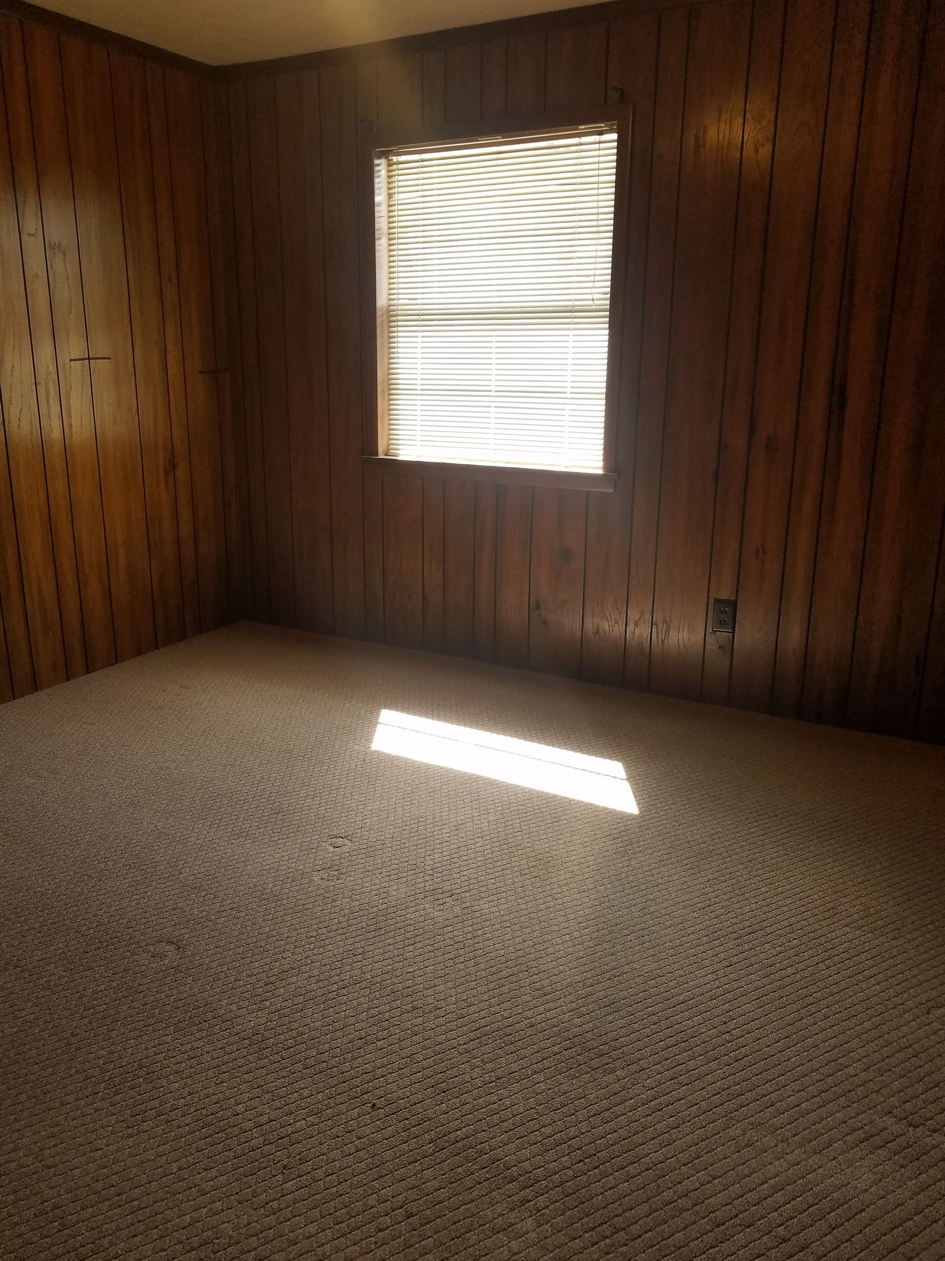 Check out our properties with Wade Management!