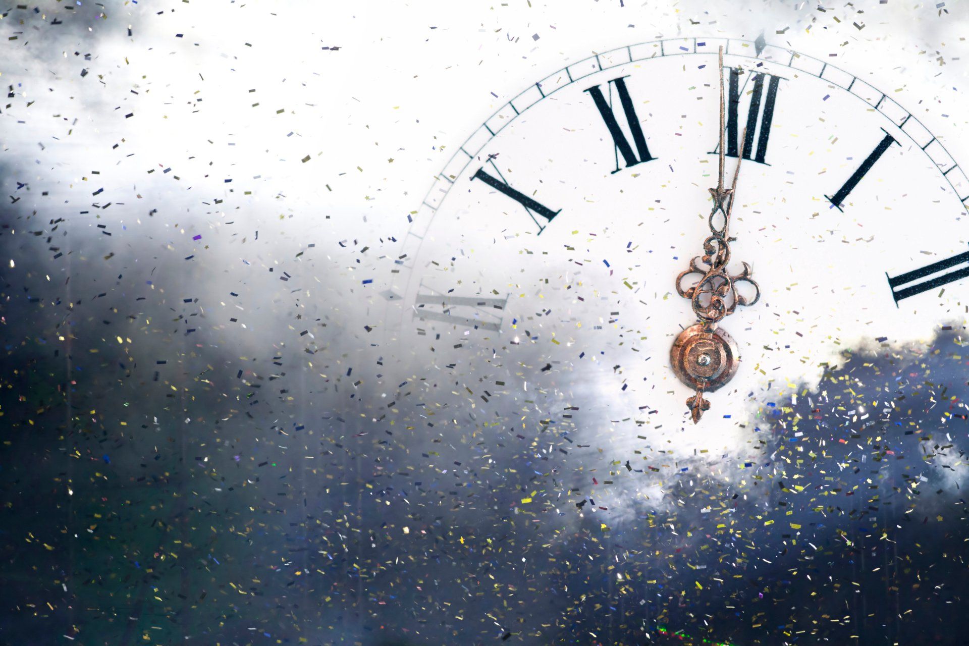 7 Ways to Boost End Of Year Sales For A Balloon Business