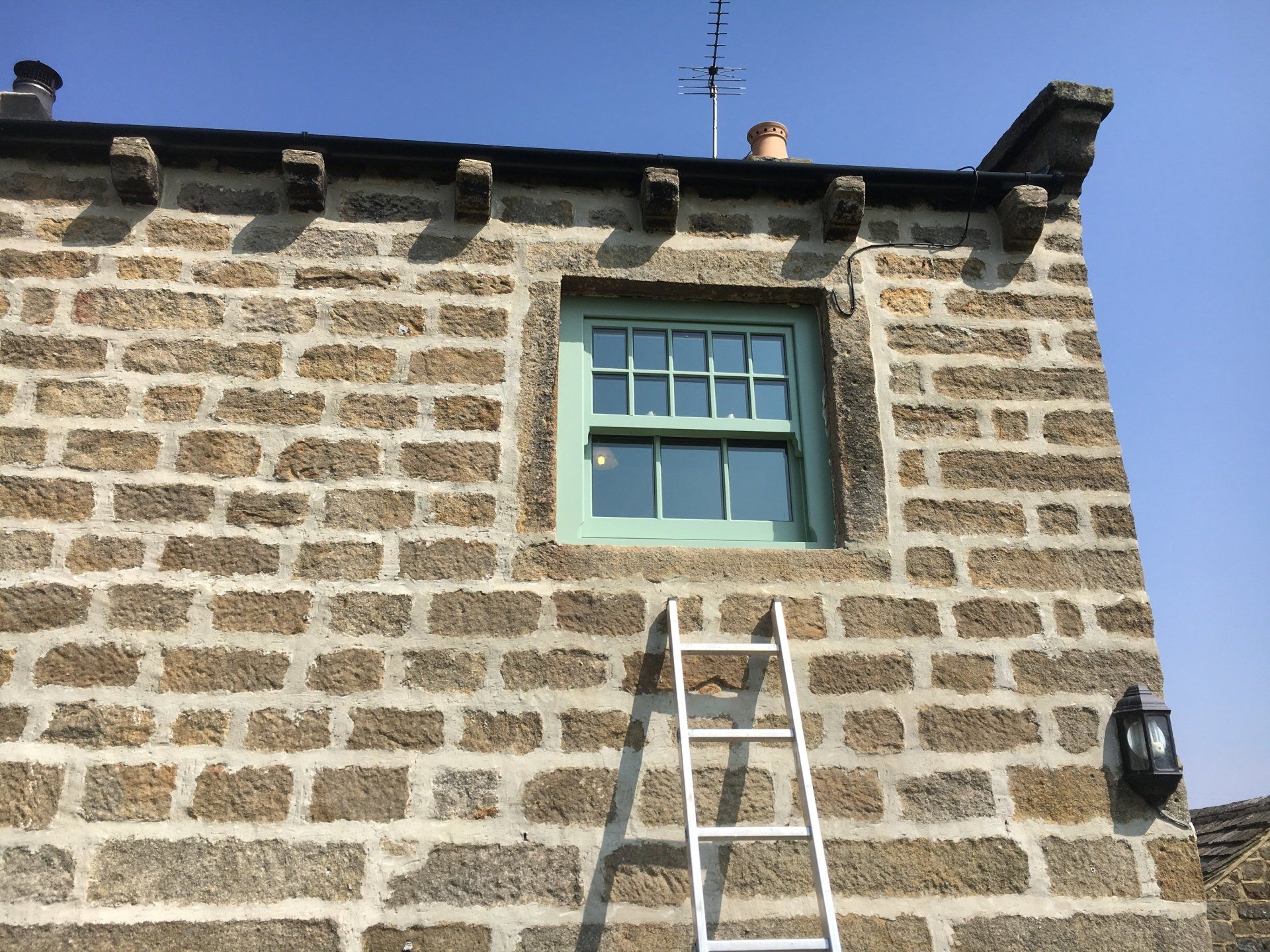 Front doors and wooden doors fitted across Leeds