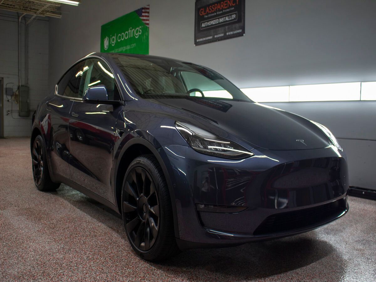 Benefits of Professional Ceramic Coating for Novi Car Enthusiasts