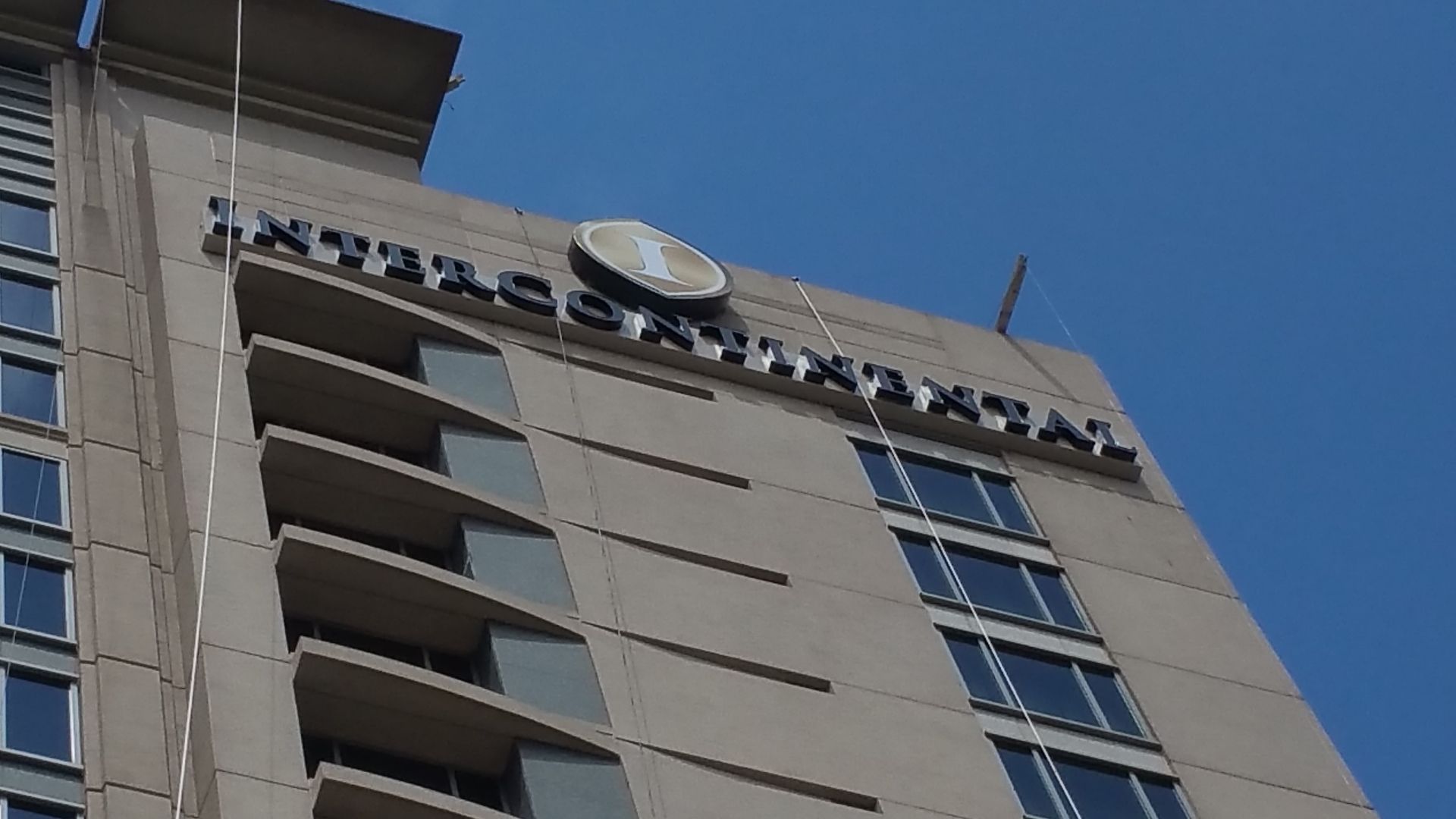 High Rise Sings Atlanta | Altair Sign & Light