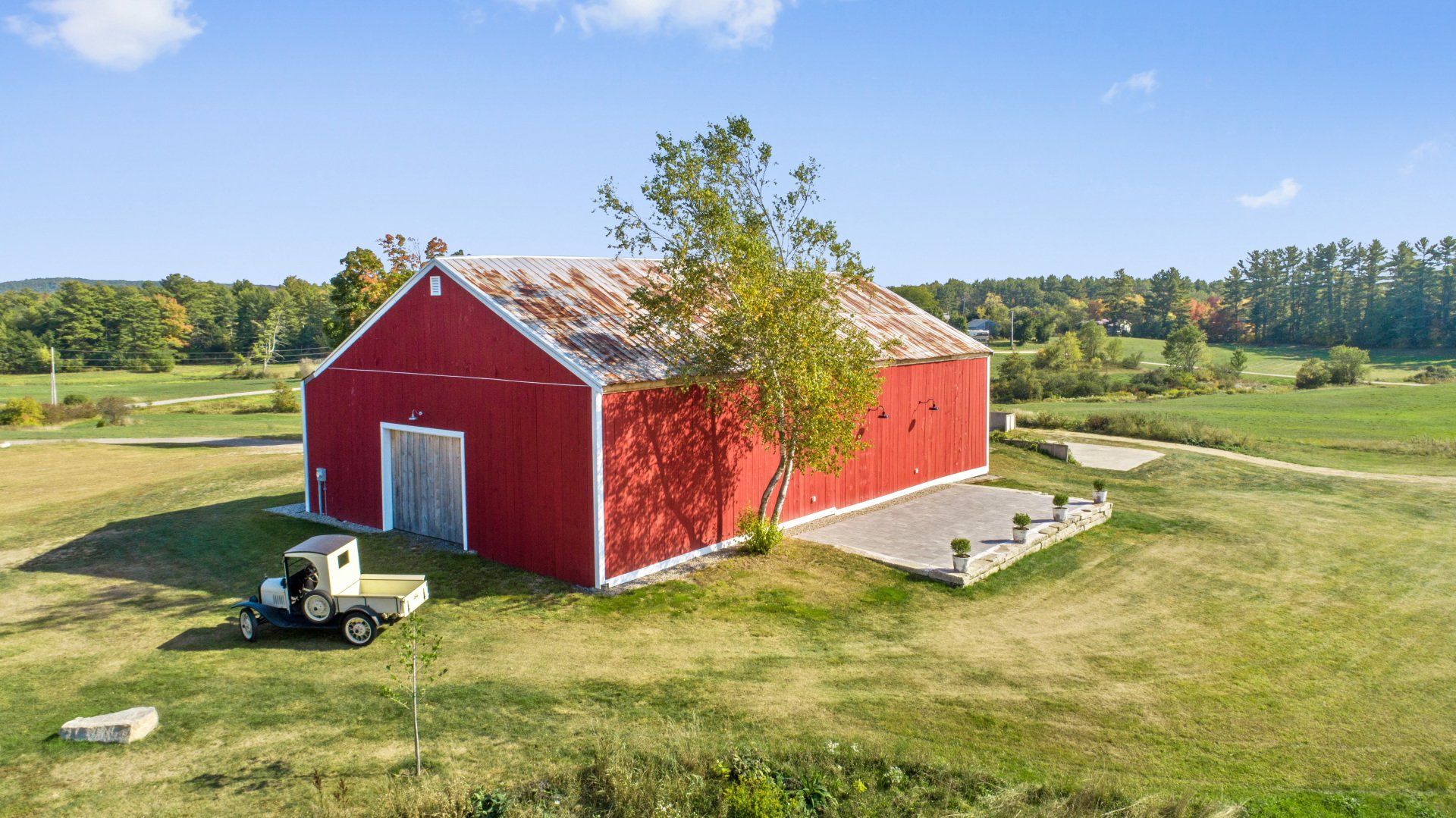 Gallery | Dayton, ME | This Old Barn