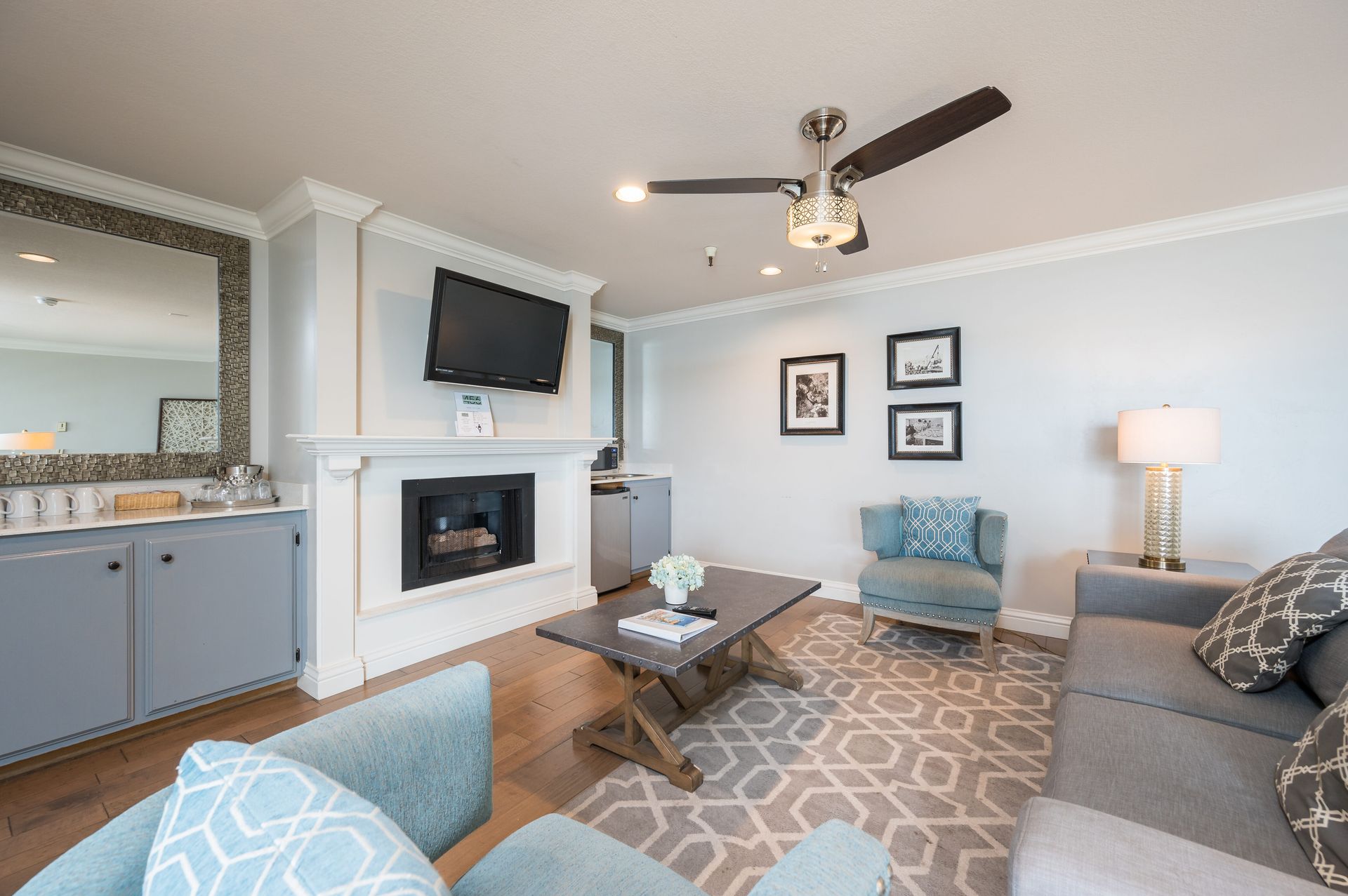 Morro Bay Inn & Suites | 456 Embarcadero
