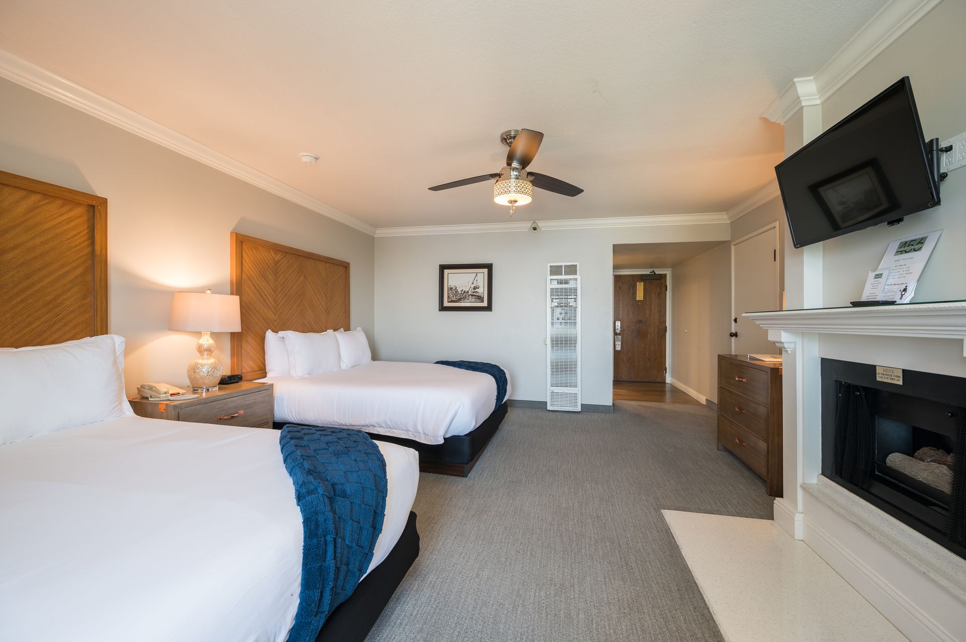 Morro Bay Inn & Suites | 456 Embarcadero