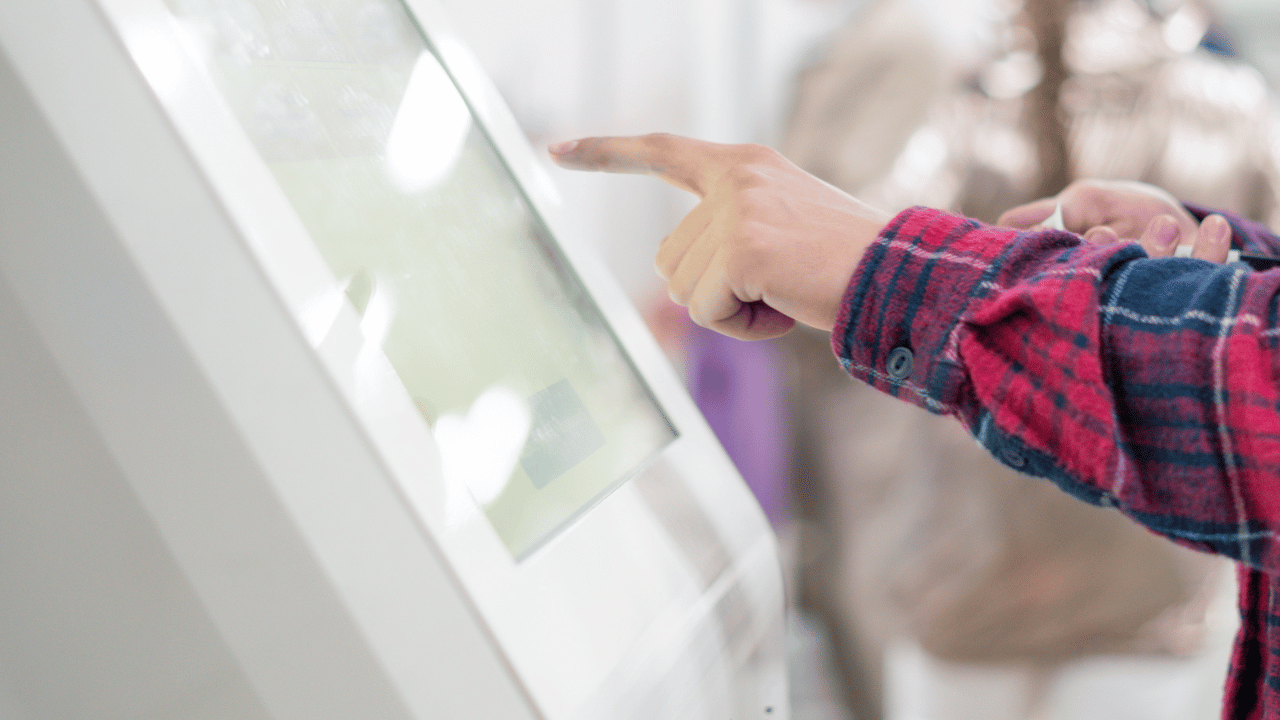 Queue Management System | Optimize Customer Flow with ZEOUR