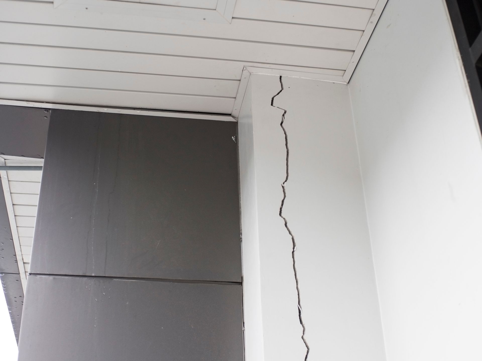 Selling Your Home with Cracks in Walls from Floor Joist Damage