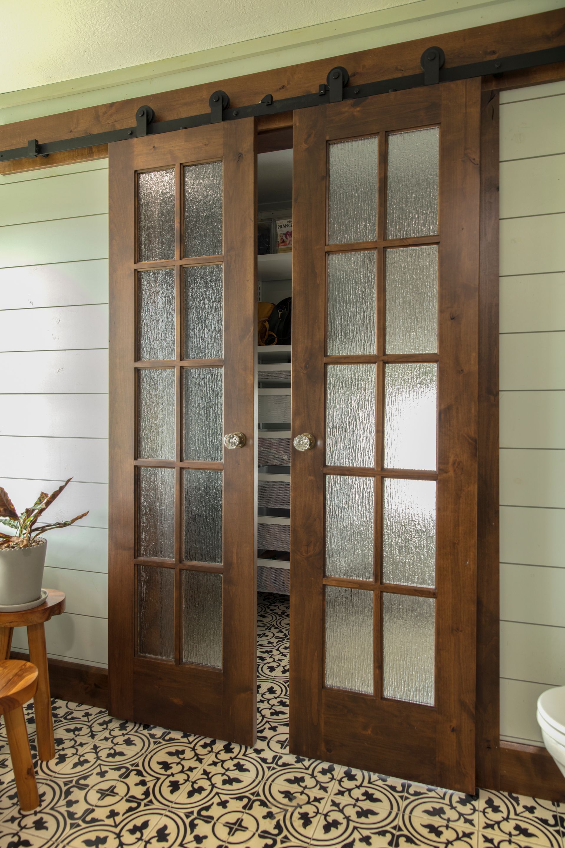 Lincdor LLC Showroom - Explore Our Interior Door Collections