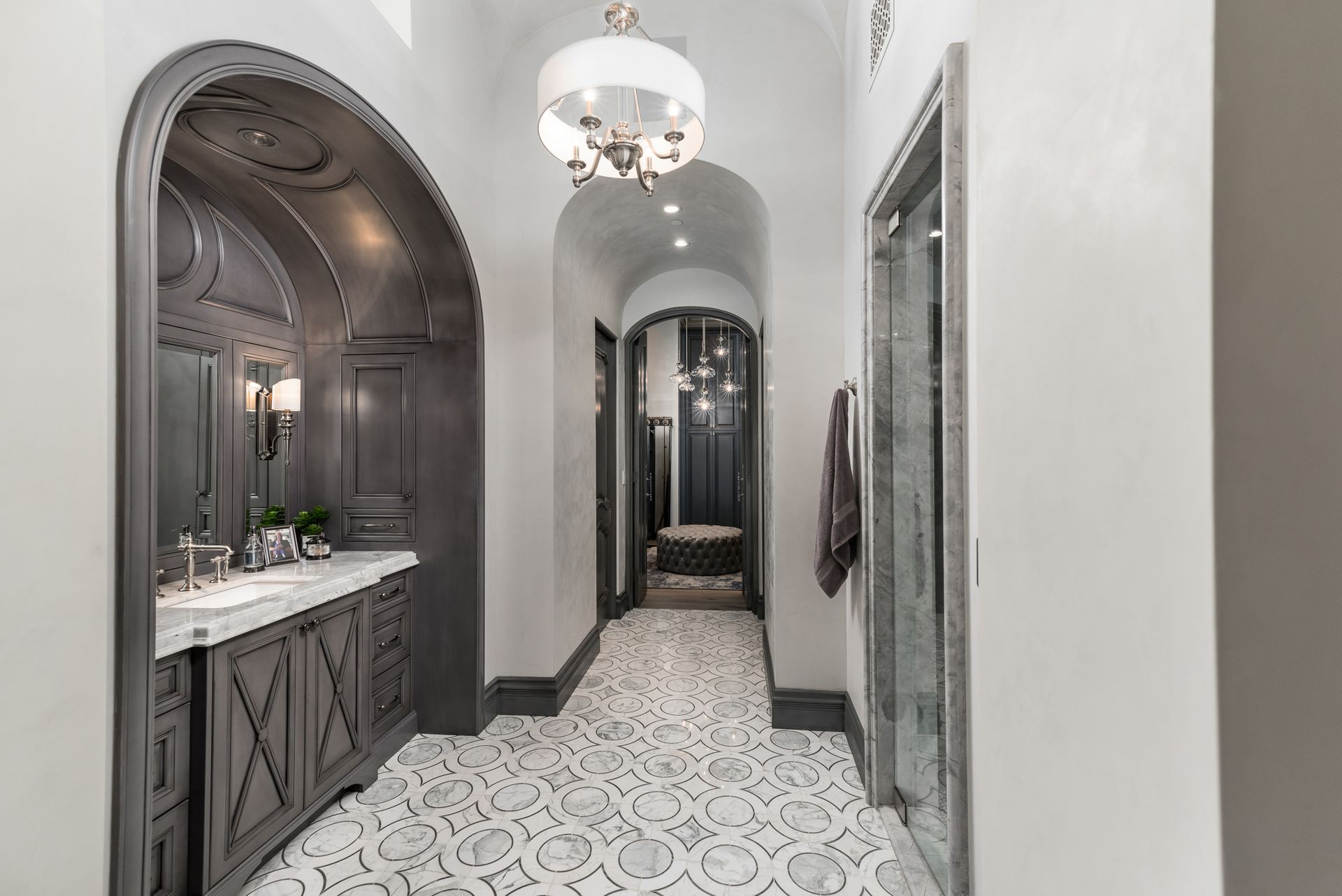 Bolero - Fratantoni Interior Designers