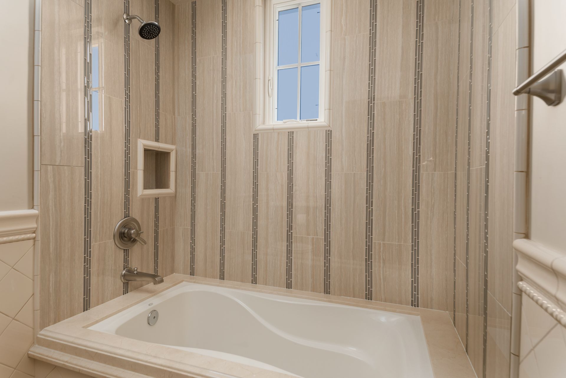 Bolero - Fratantoni Interior Designers