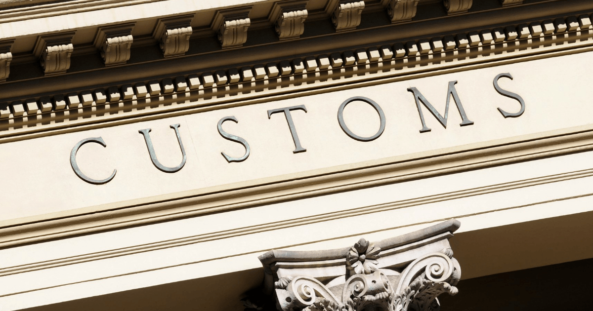 Classifying import and export goods correctly with customs
