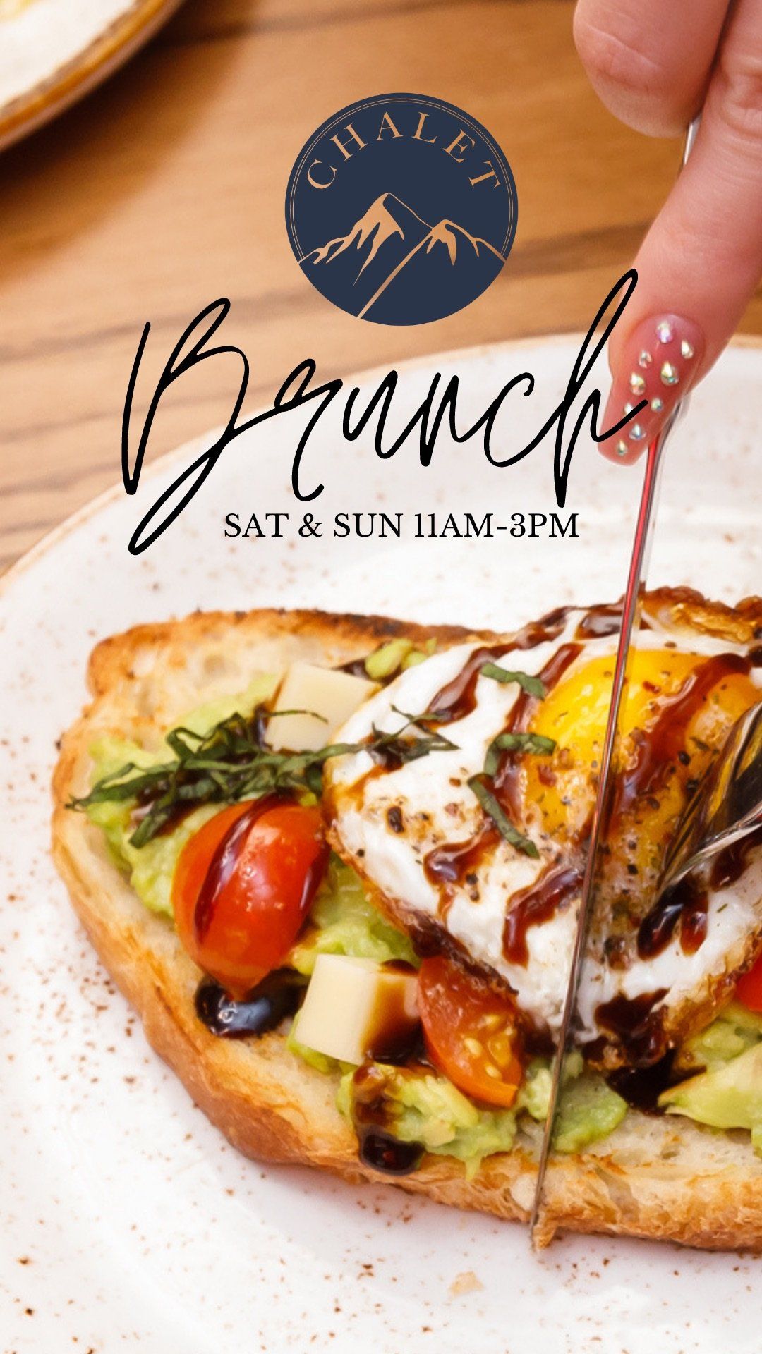 Chalet Chicago | River North American Restaurant & Bar