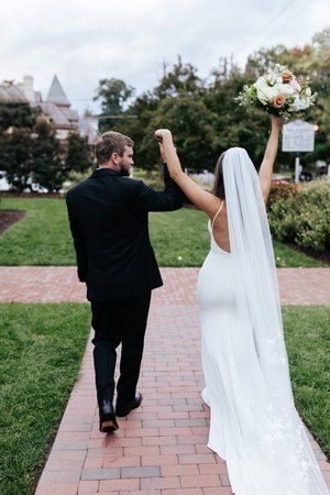 10 Reasons Why Our Couples Said “Yes!” To The Merrimon-Wynne House!