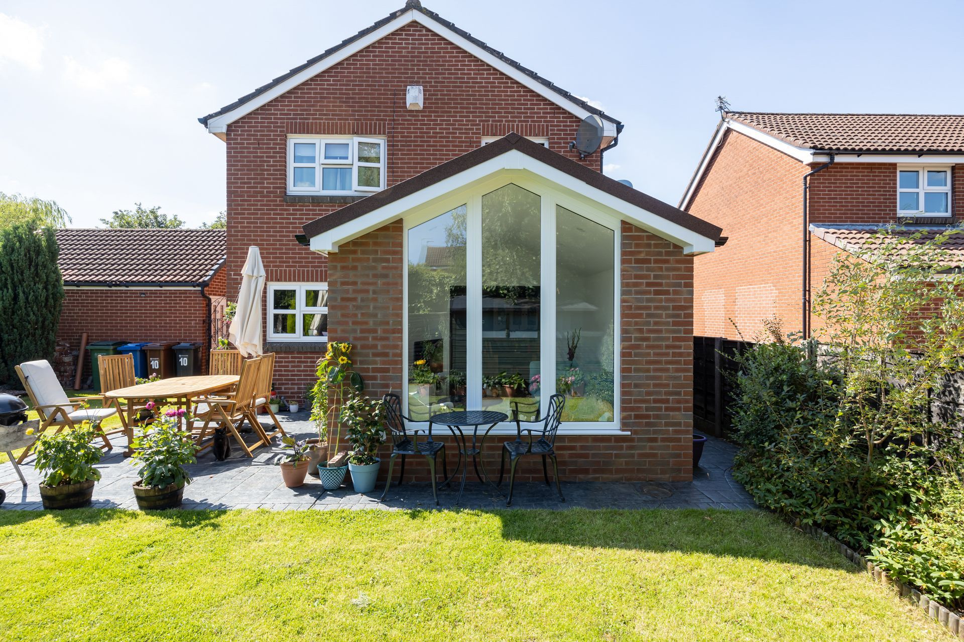 Warmify Warm Roofs | What is a SIP Home Extension