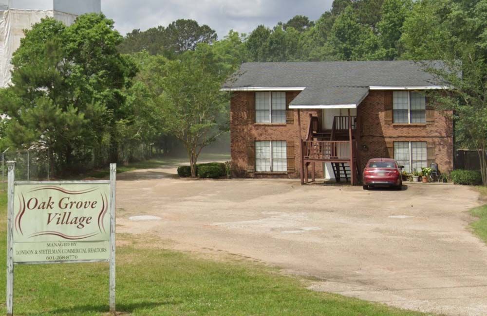 Oak Grove Village Apartment Homes | Apartments for Rent in Hattiesburg, MS
