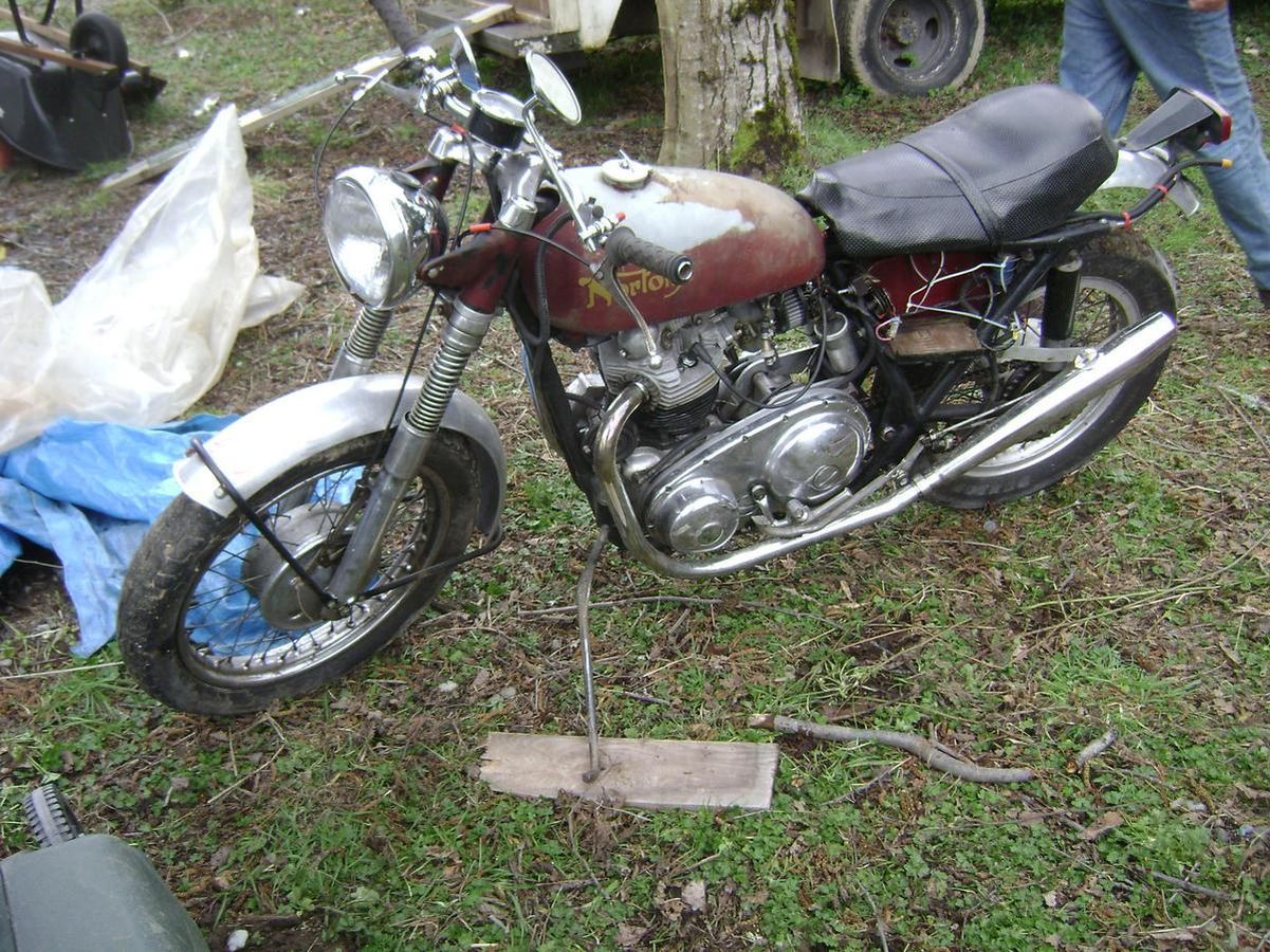 1968 Norton P11 Ranger 750 Partially restored