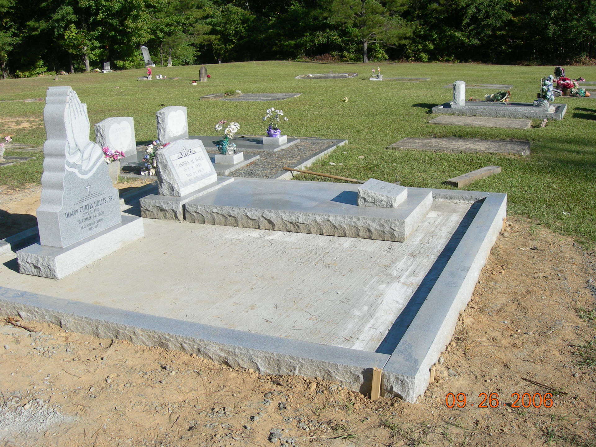 Coping Cemetery Lots | Georgia and Alabama | Columbus Monument Company