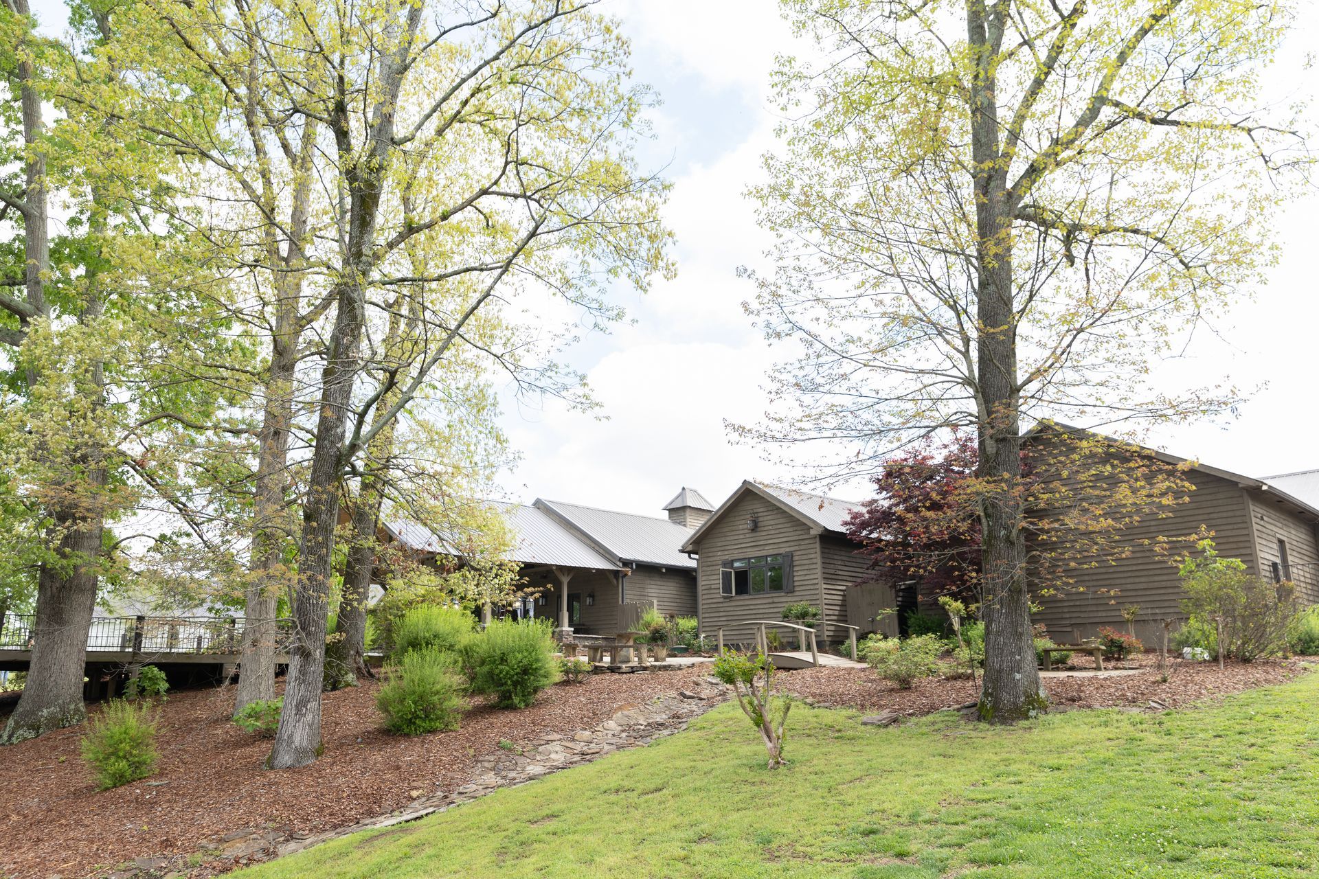 Stone Bridge Farms | The Lodge