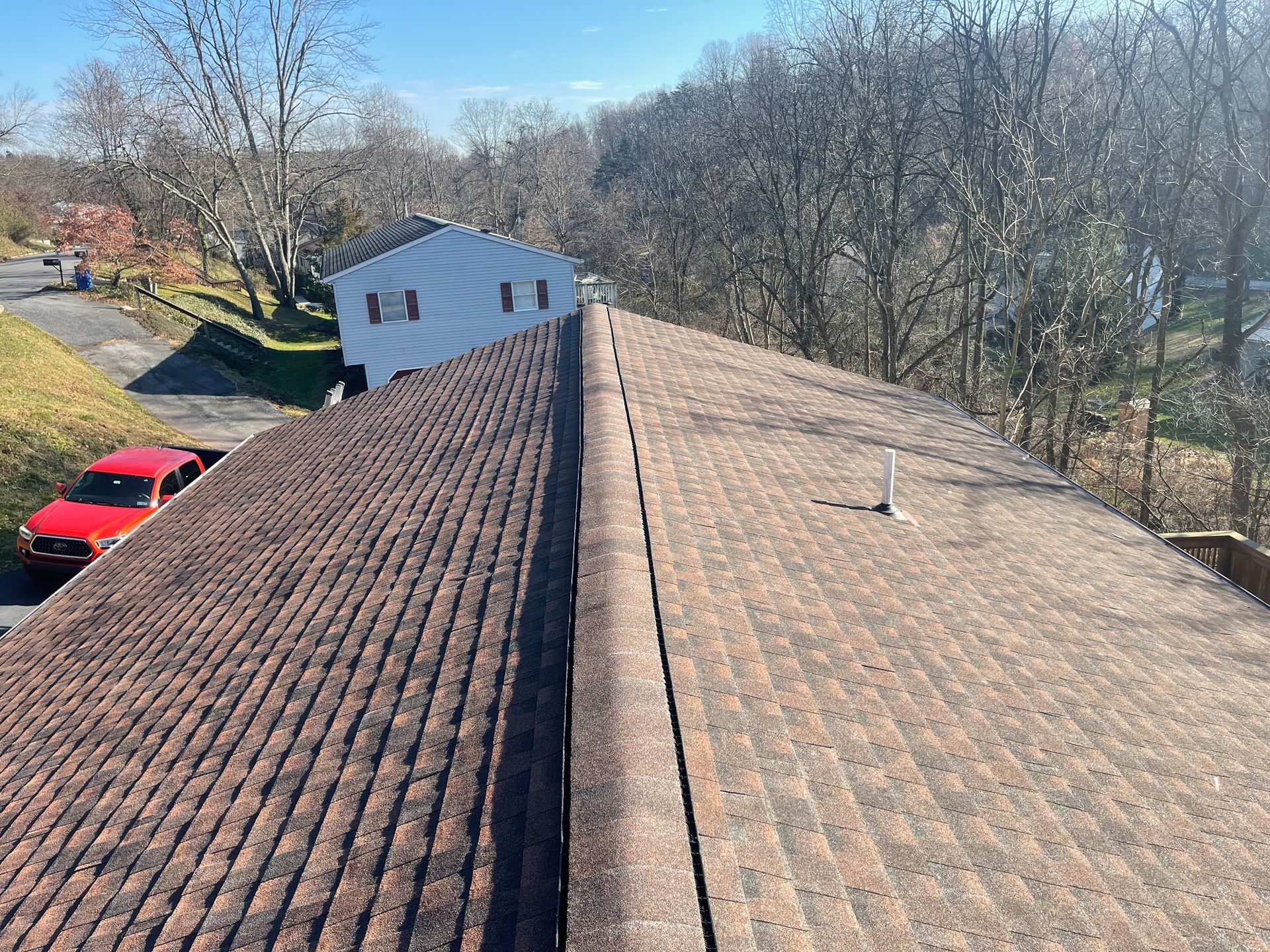 What's Beneath Your Shingles? A Look Inside Your Roof's Structure