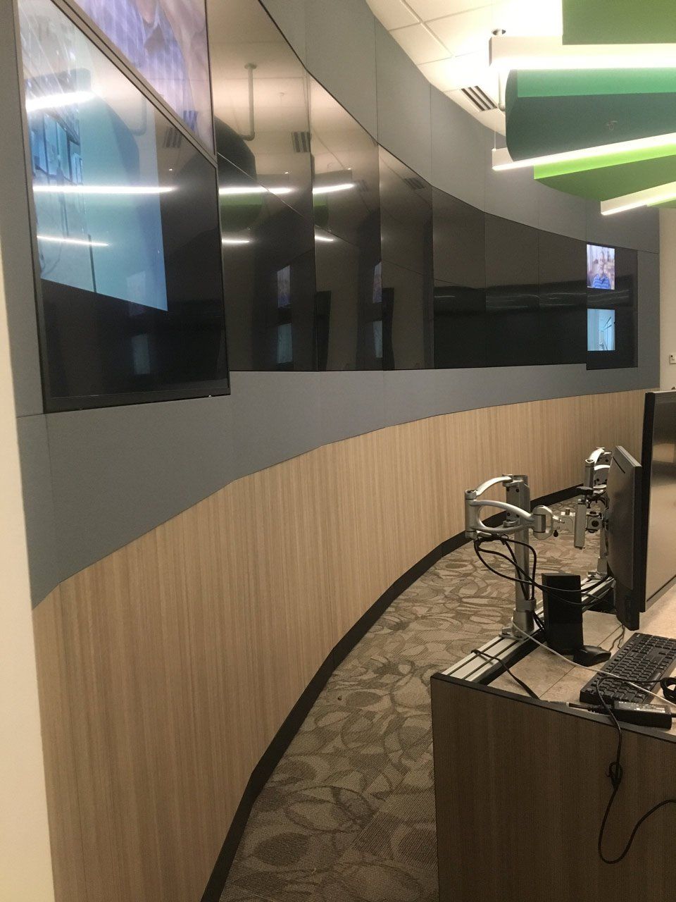 Flat LCD Panels in Anaheim, CA | Advanced Mounting & Design