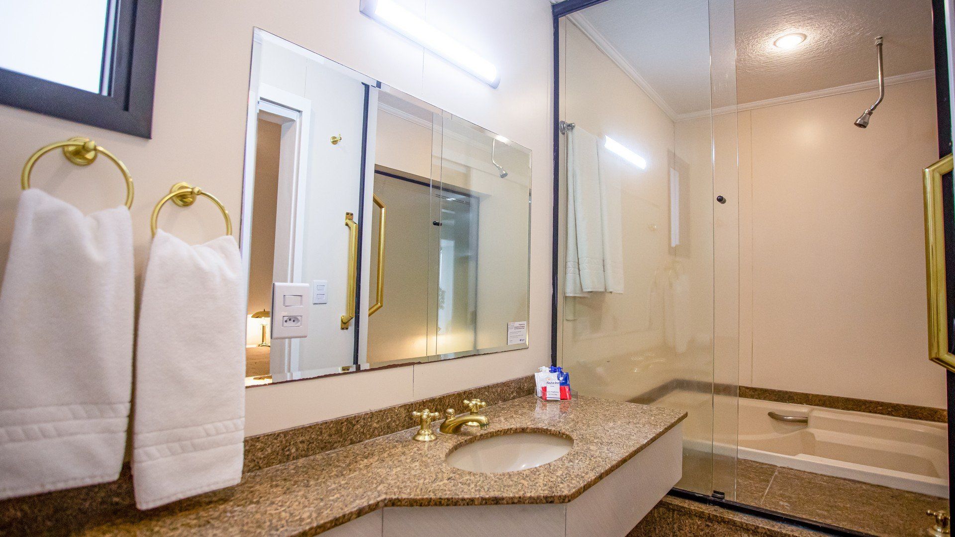 Plaza Inn Small Town Flat | Plaza Inn Hotéis