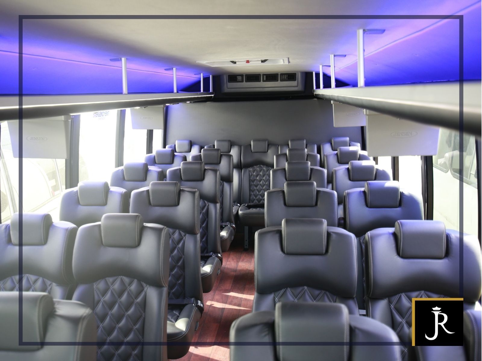 Wedding Day Transportation: The Benefits of Guest Shuttle Services