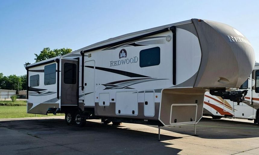 New and Used RVs and Trailers - Anderson RV Center Topeka KS