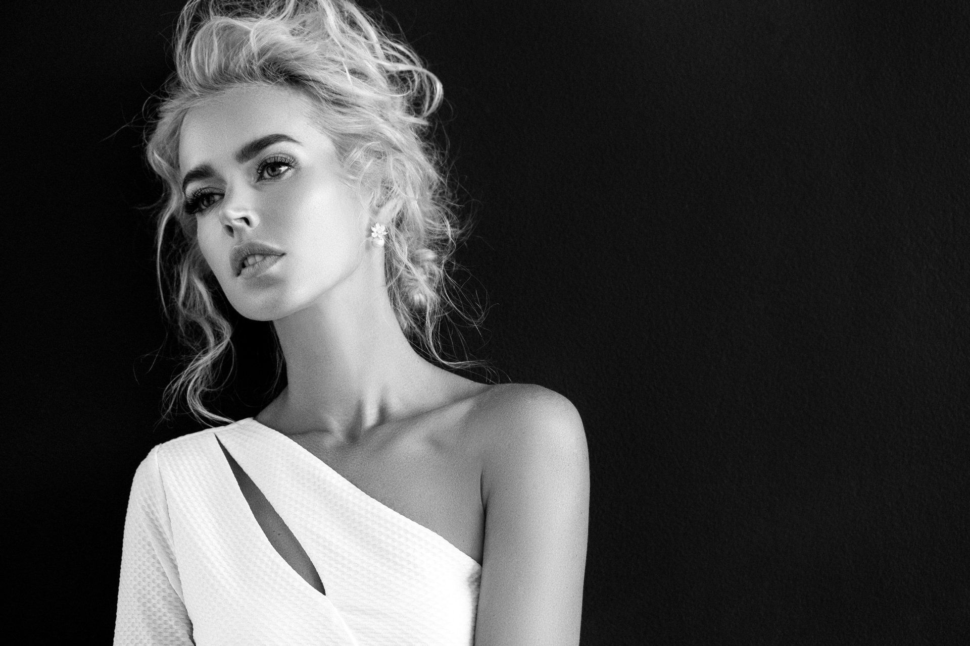 Elegant designer clothes | Bari | Vittò Group Luxury Outlet